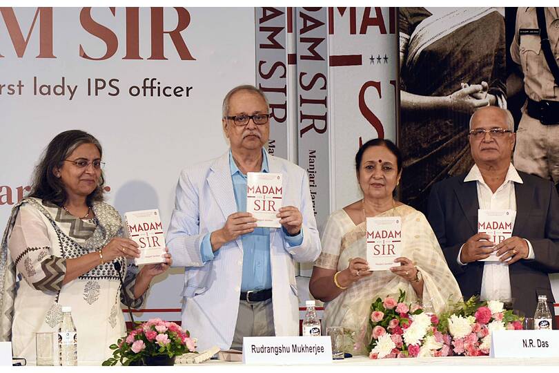 Book Launch of "Madam Sir: The Story of Bihar's first Women IPS officer ...
